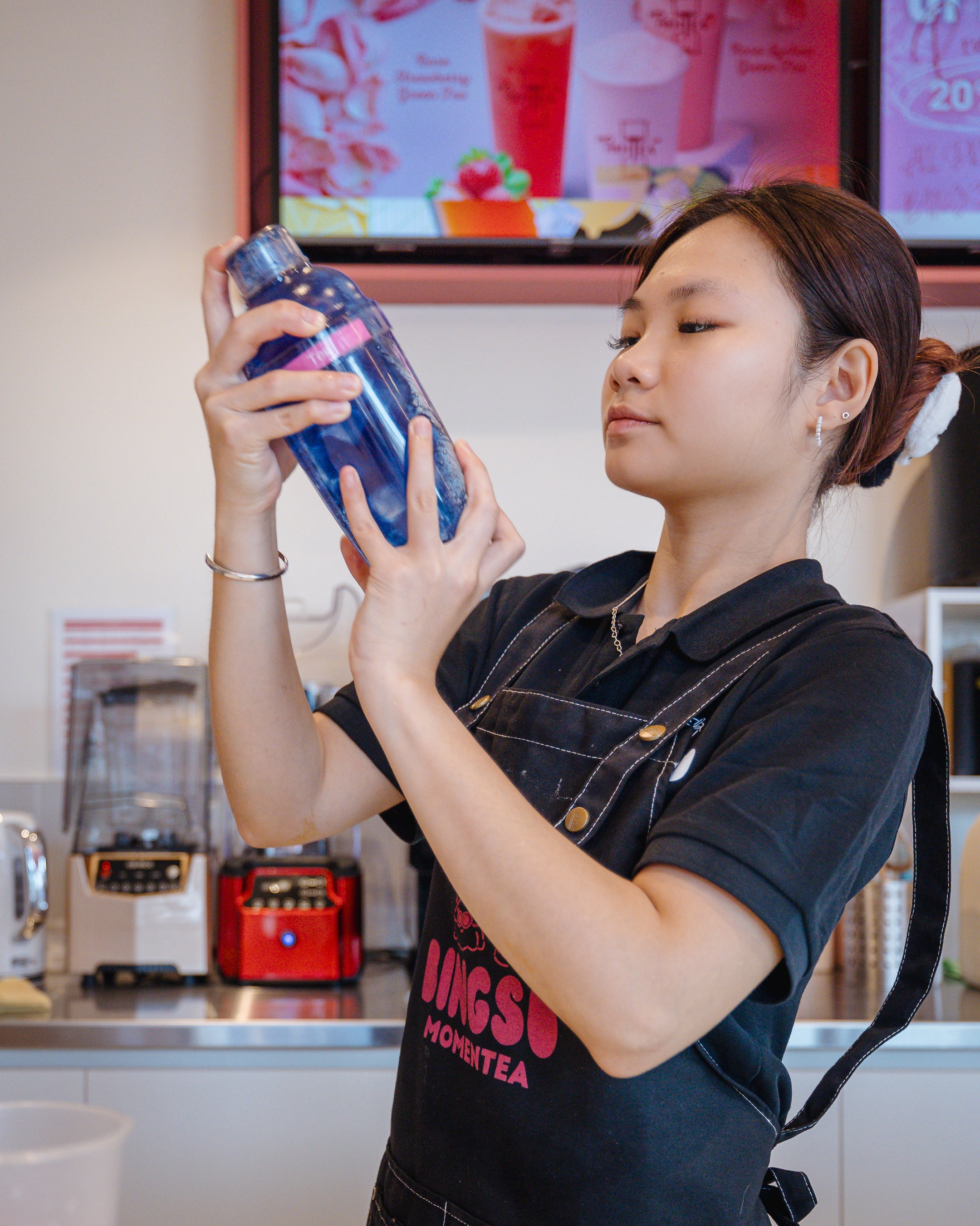 Apron | Momentea Branded – Bubble Tea Supply Australia